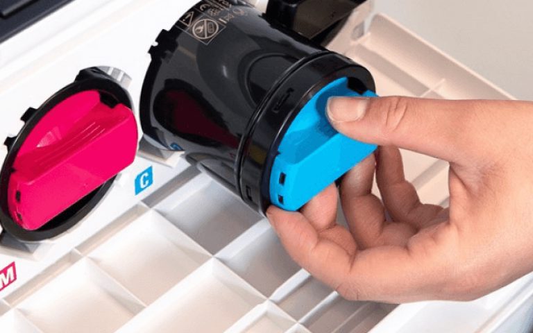 How Do I Set Up an Internal Address Book on My Xerox Device?